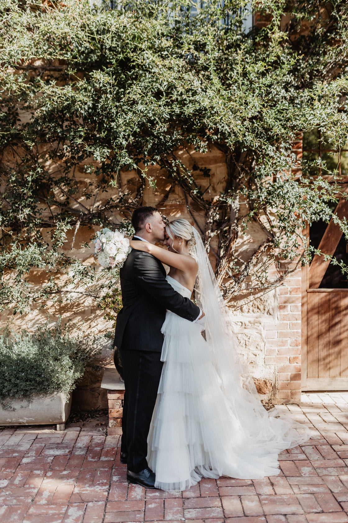 Georgina & Nick's Adderbury Wedding | Emmy London