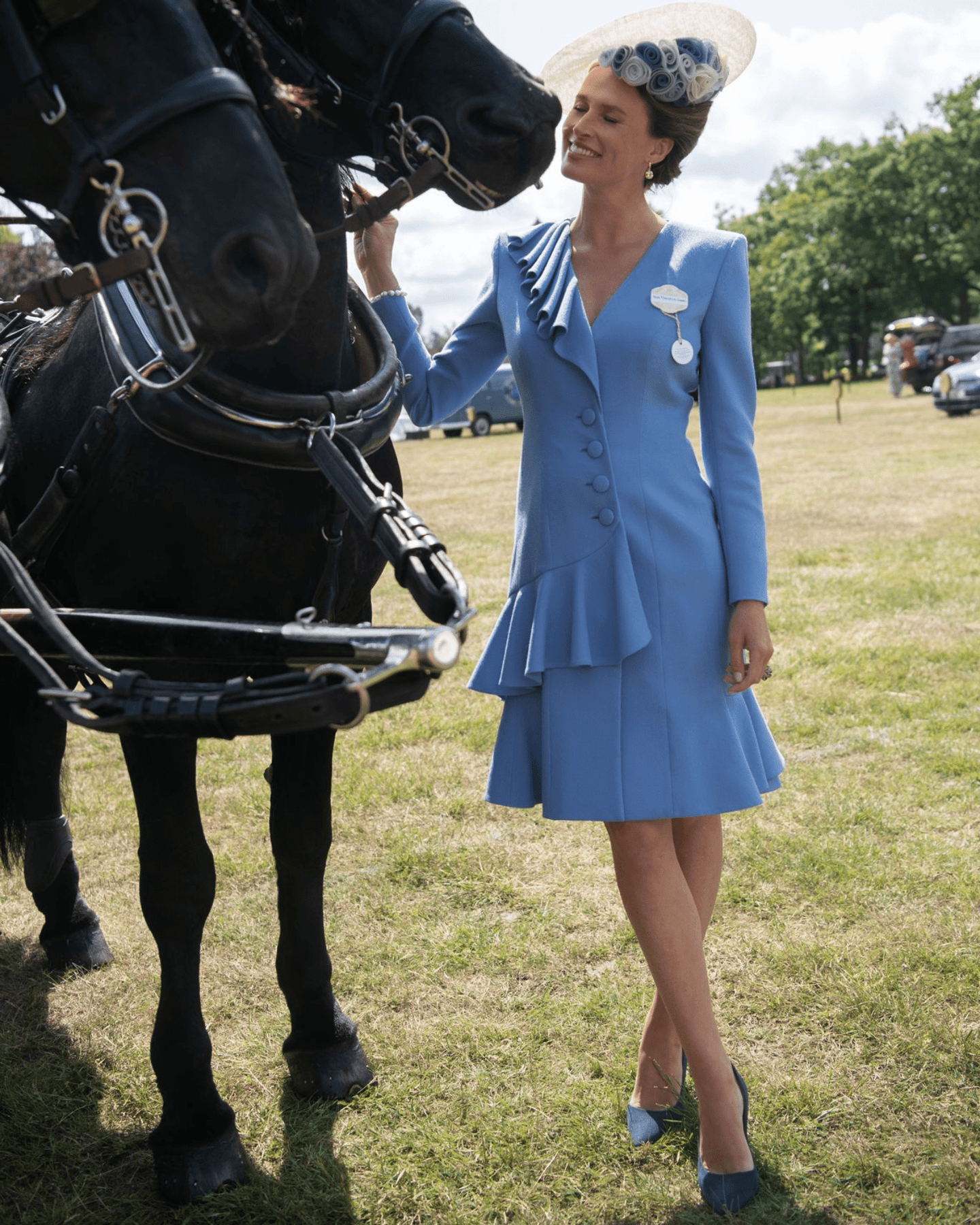 Claudia Riviera Suede Mid Heel | Emmy London